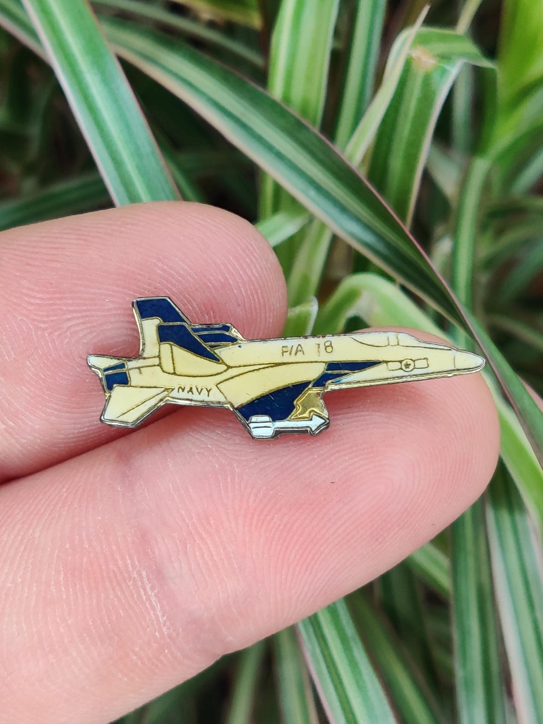 F/A 18 Hornet Us Navy Military Jet Vintage Enamel Lapel Pin Badge, USAF ...