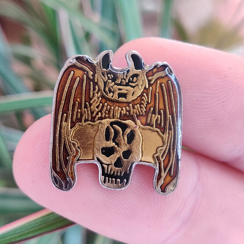 Bat Pin - Etsy