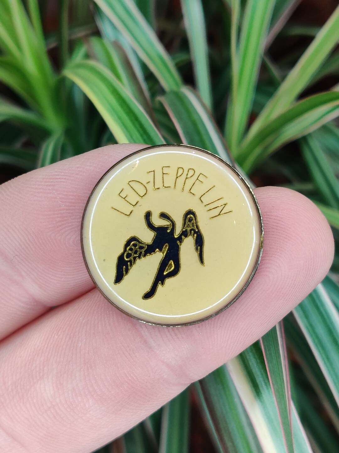 Led Zeppelin Swan Song Vintage Enamel Pin Badge. - Etsy