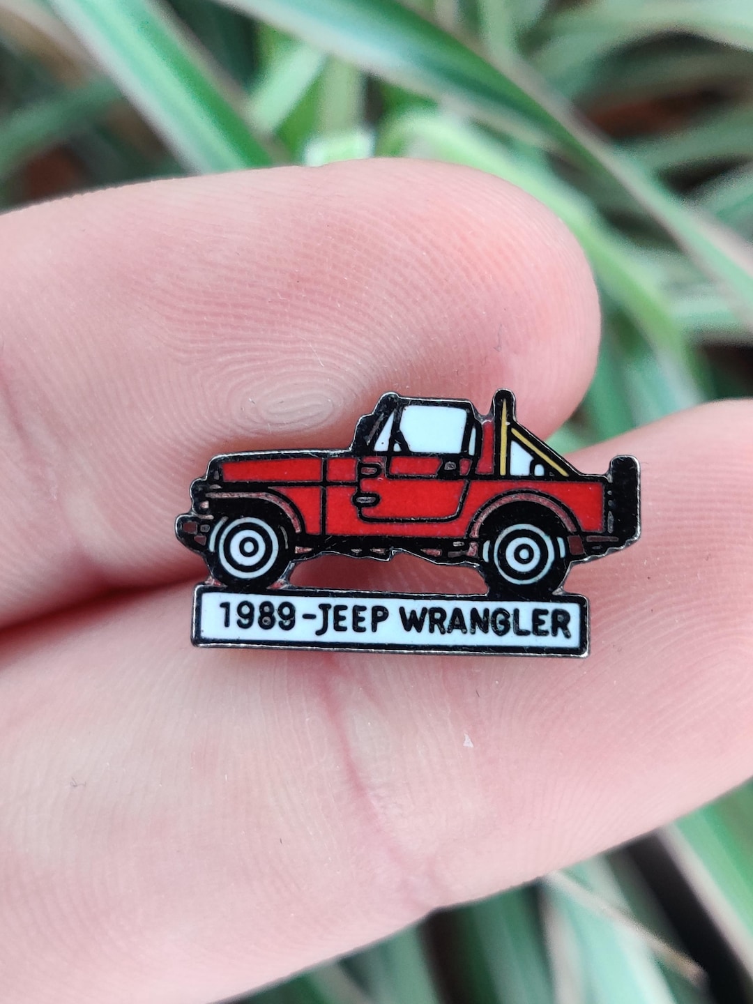 Jeep Wrangler Pin, Vintage Enamel 4 X 4 Lapel Pin Badge. - Etsy