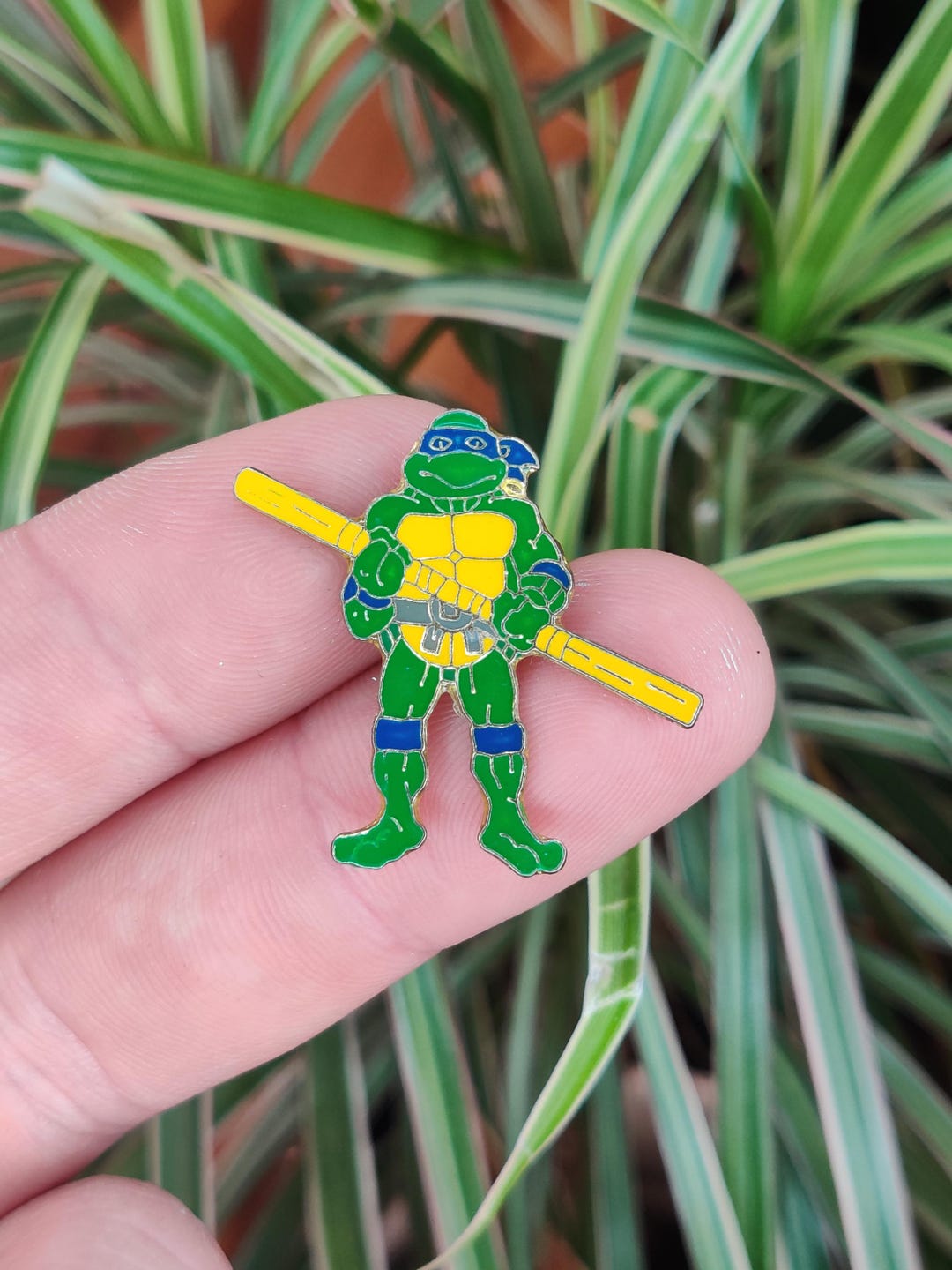 TMNT Donatello Vintage Enamel Lapel Pin Badge. - Etsy