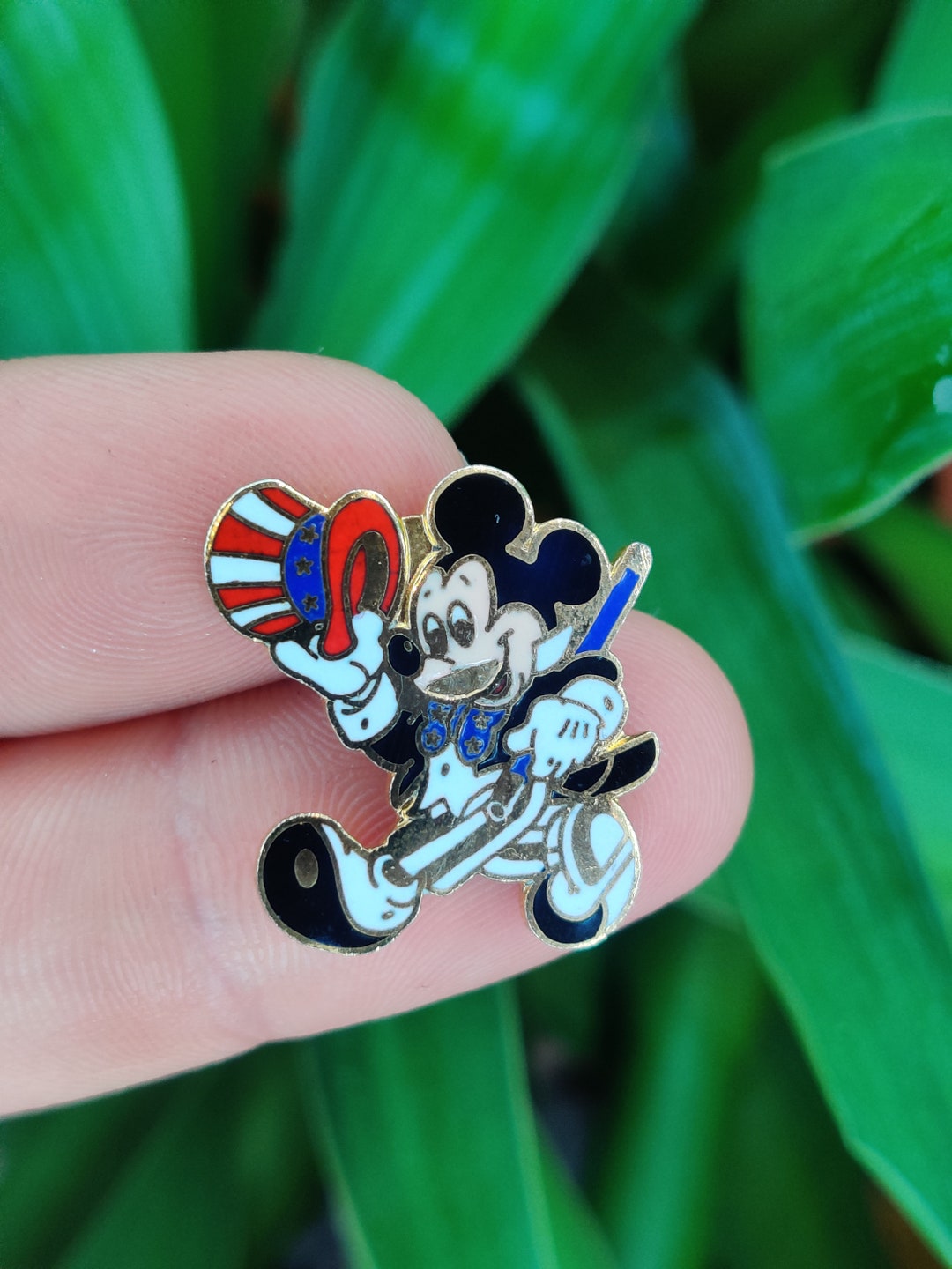 Mickey Mouse USA Vintage Enamel Lapel Pin Badge. - Etsy