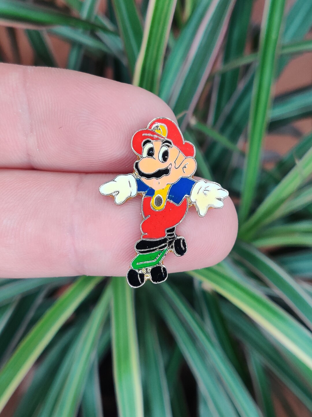 Mario Vintage Enamel Lapel Pin Badge. - Etsy