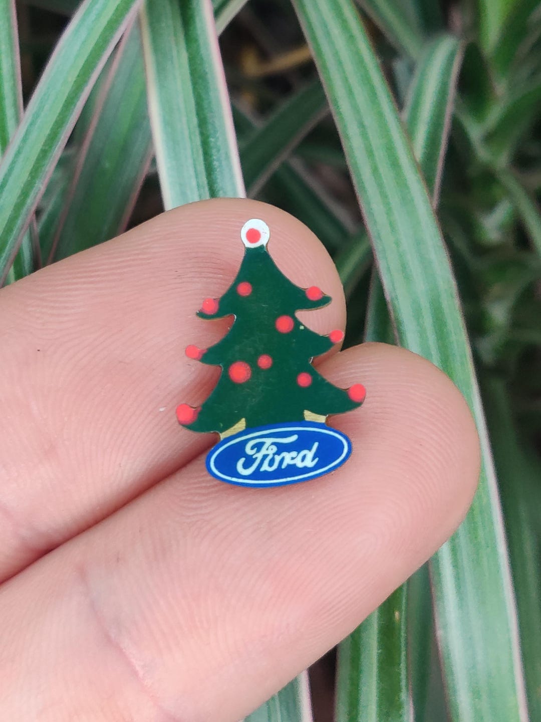 Ford Christmas Tree Vintage Lapel Pin Badge. - Etsy