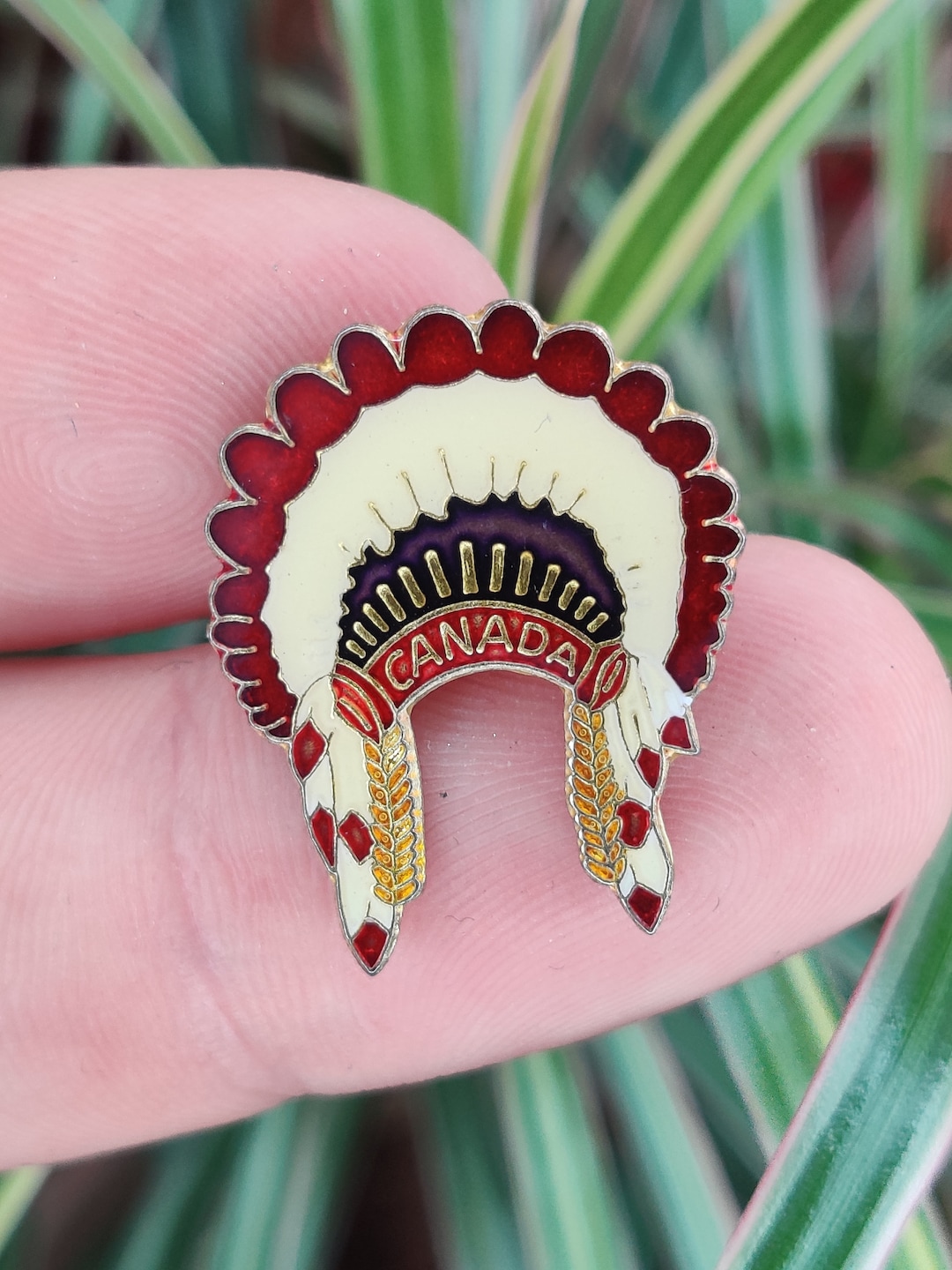 Canada Native Head Dress Vintage Enamel Lapel Pin Badge. - Etsy UK