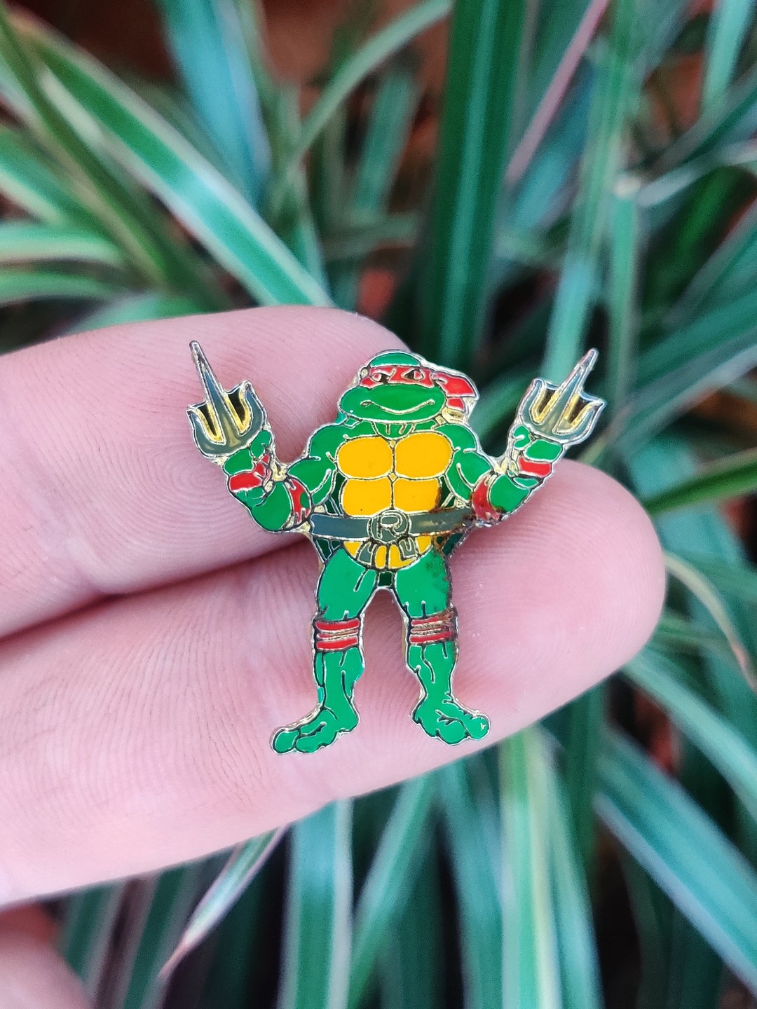 TMNT Raphael Vintage Enamel Lapel Pin Badge. - Etsy