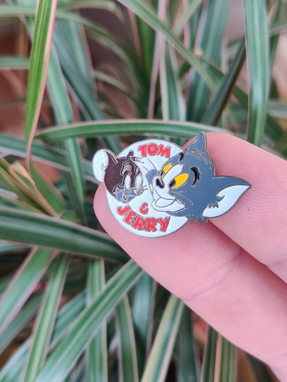 Tom and Jerry vintage enamel lapel pin badge. - Gem