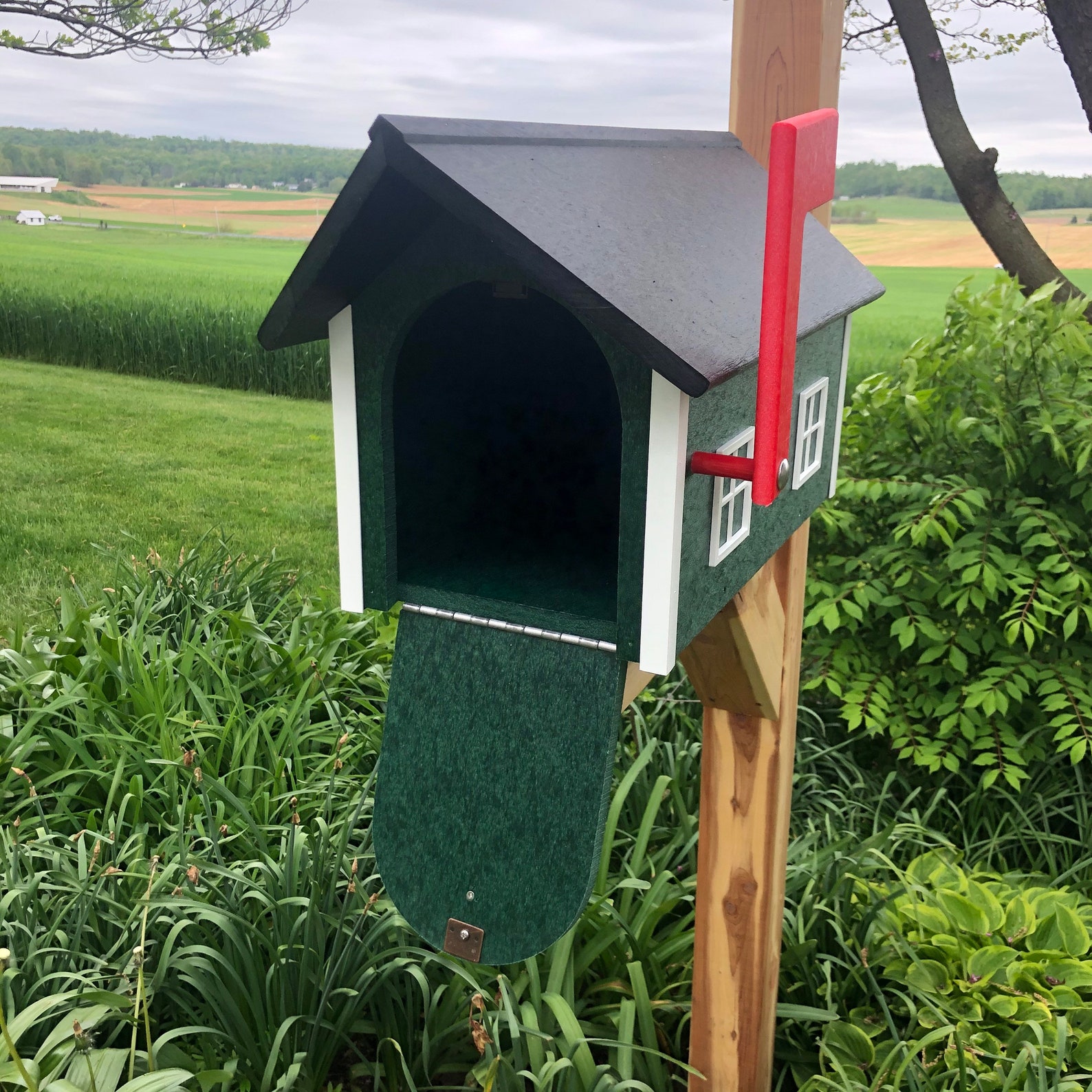 Durable and Beautiful Mailbox Made from Poly Lumber E250 | Etsy