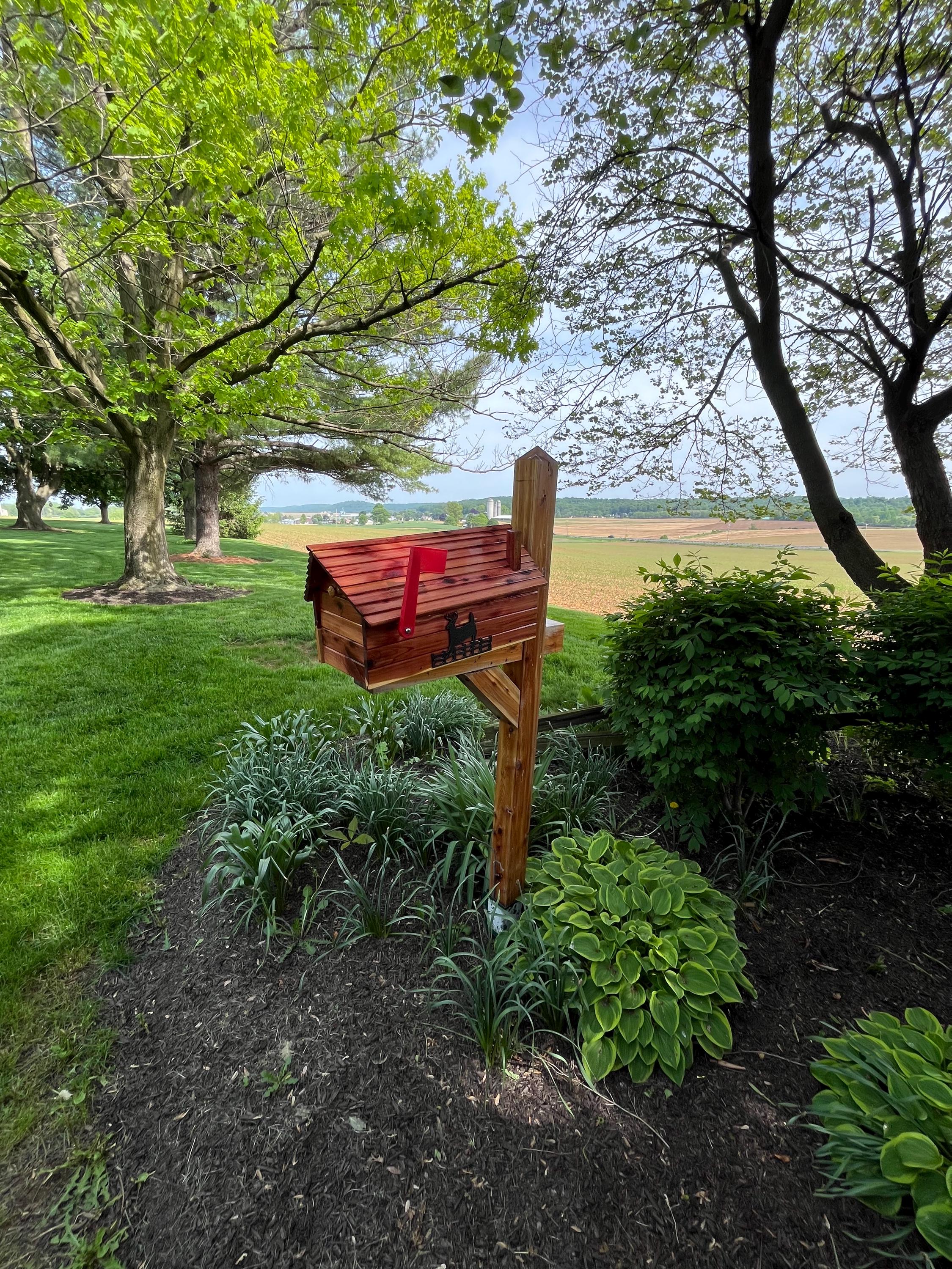 The Stone Bridge Cedar Mailbox | Varnished Cedar Log Cabin Mailbox With ...