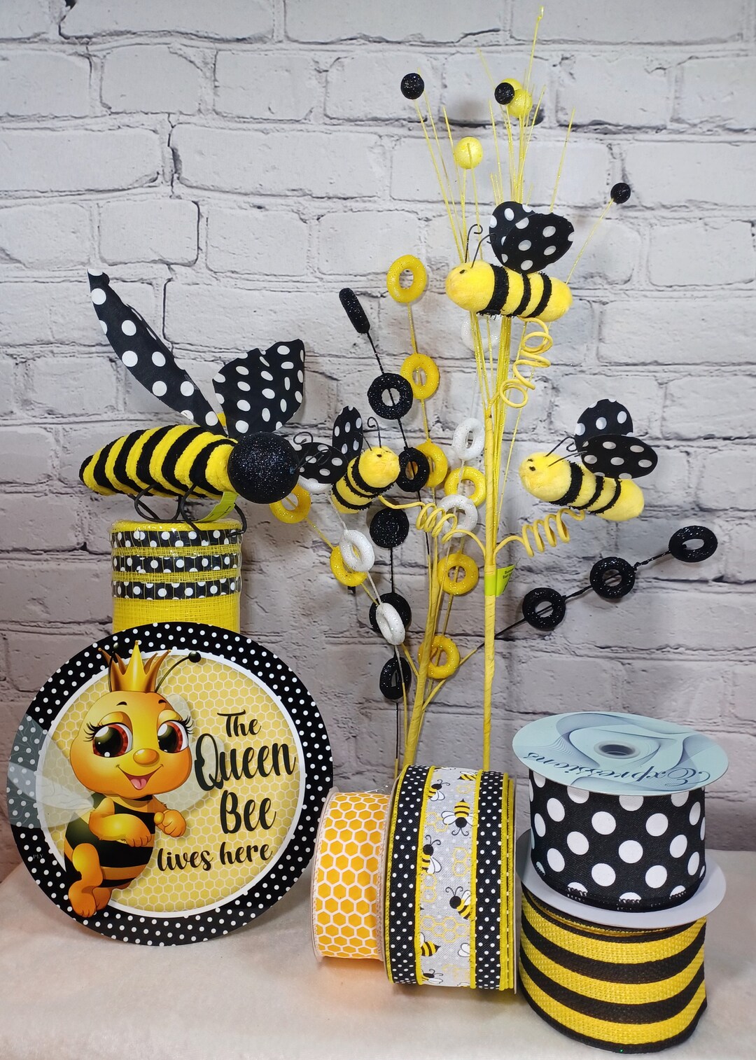 DIY "queen Bee" Wreath Kit/bumblebee Wreath Kit/summer Wreath - Etsy