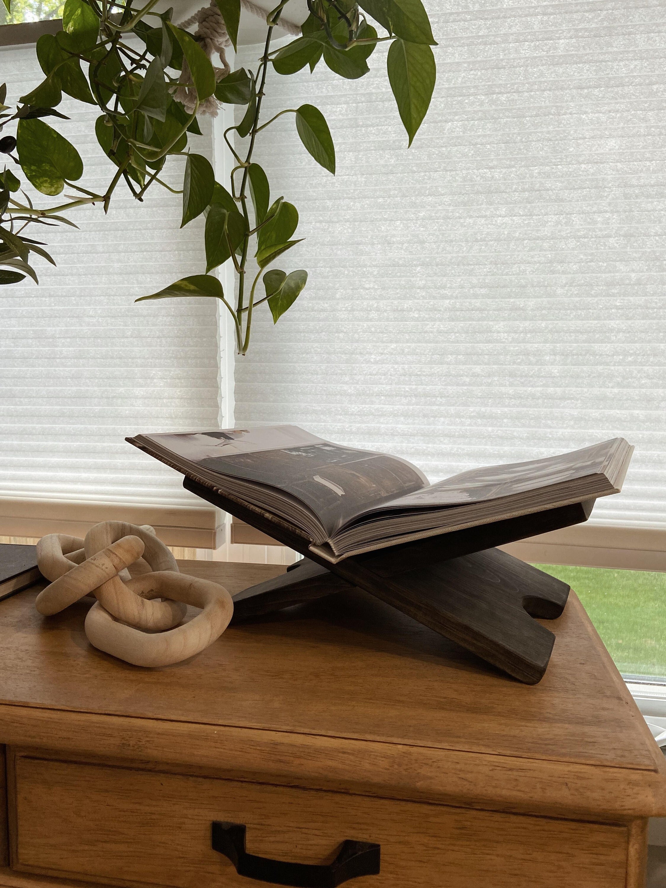 Open Book Display Wood Book Display Wood Book Stand - Etsy Canada