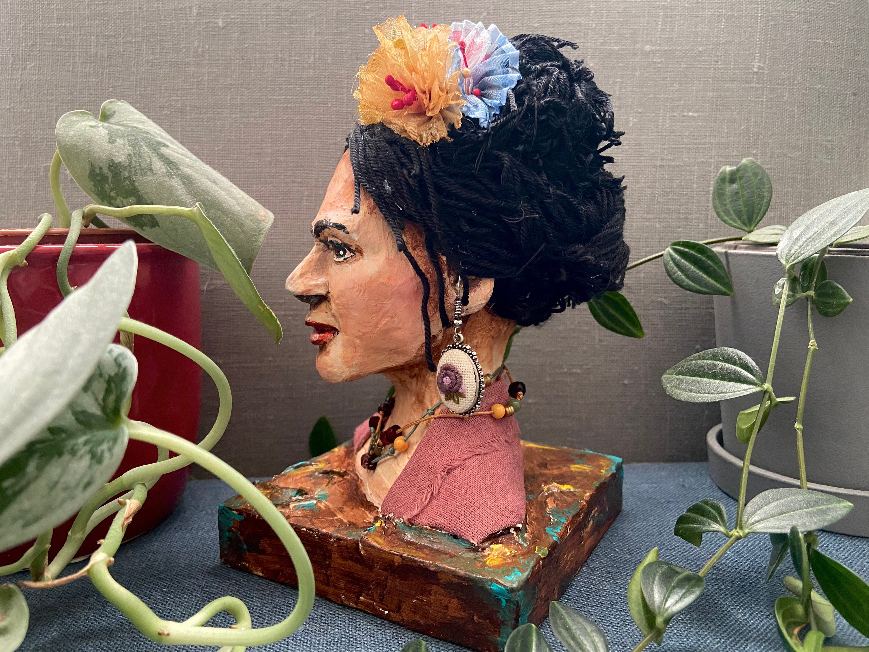 Bust of Frida Art Object Decorative Art Object - Etsy UK