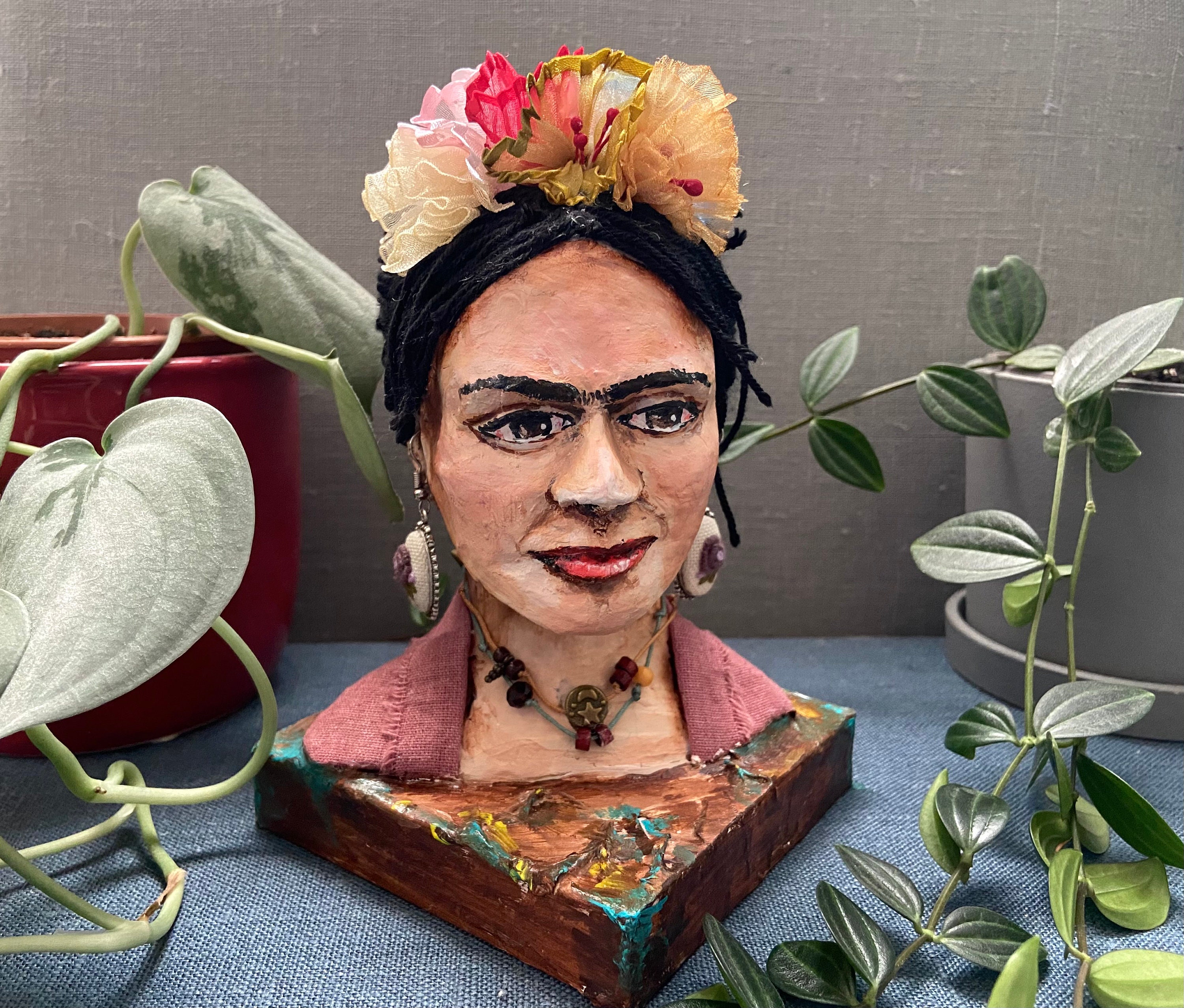 Bust of Frida Art Object Decorative Art Object - Etsy UK