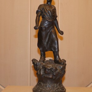 Lot Nr 415 Antique French Spelter Statue of Proletariat Worker Man ...