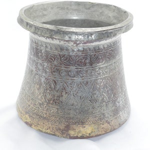 Lot Nr 625 Large Old Antique Islamic Middle Eastern Tinned Copper Pot ...