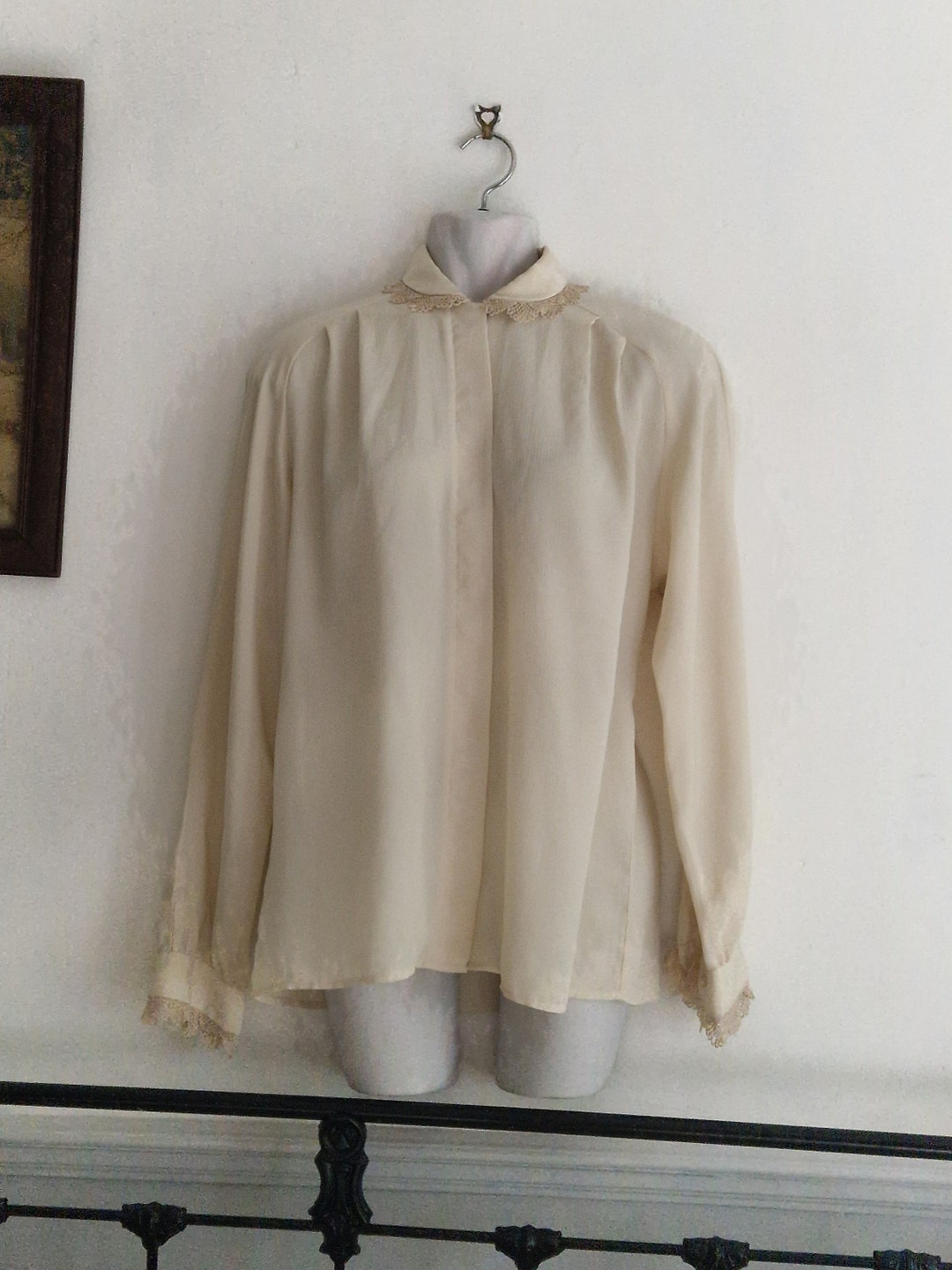 John Meyer creme Seide und antike Spitze Vintage Bluse, Countrycore ...
