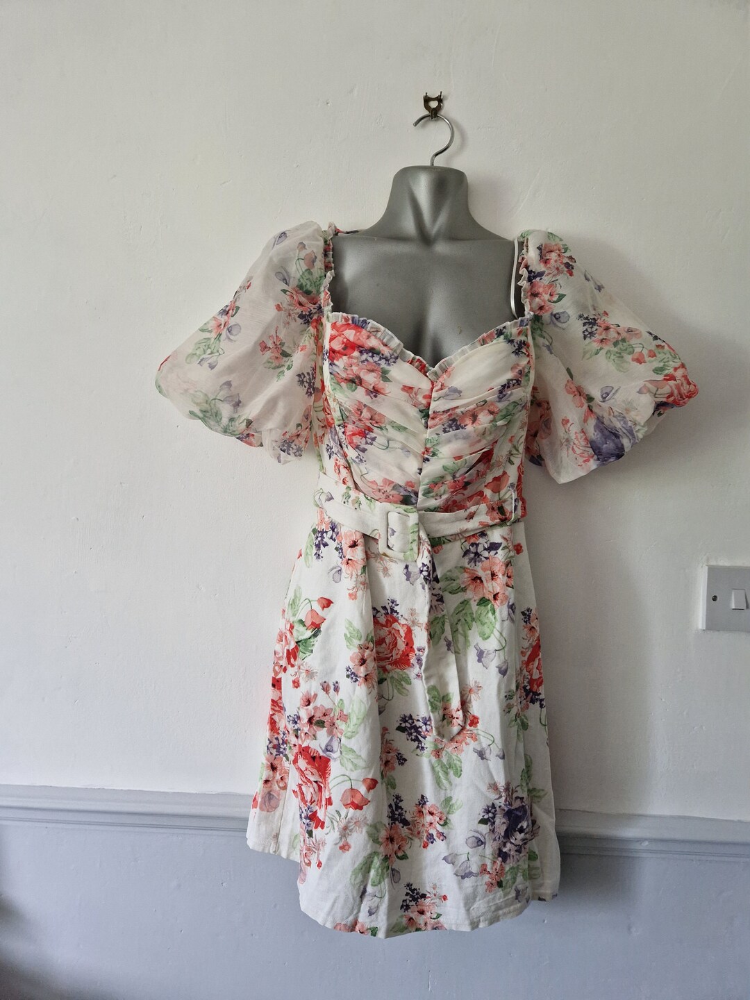 Pretty Floral Lipsy Summer Dress With Puff Sleeve and Rouched Bodice ...