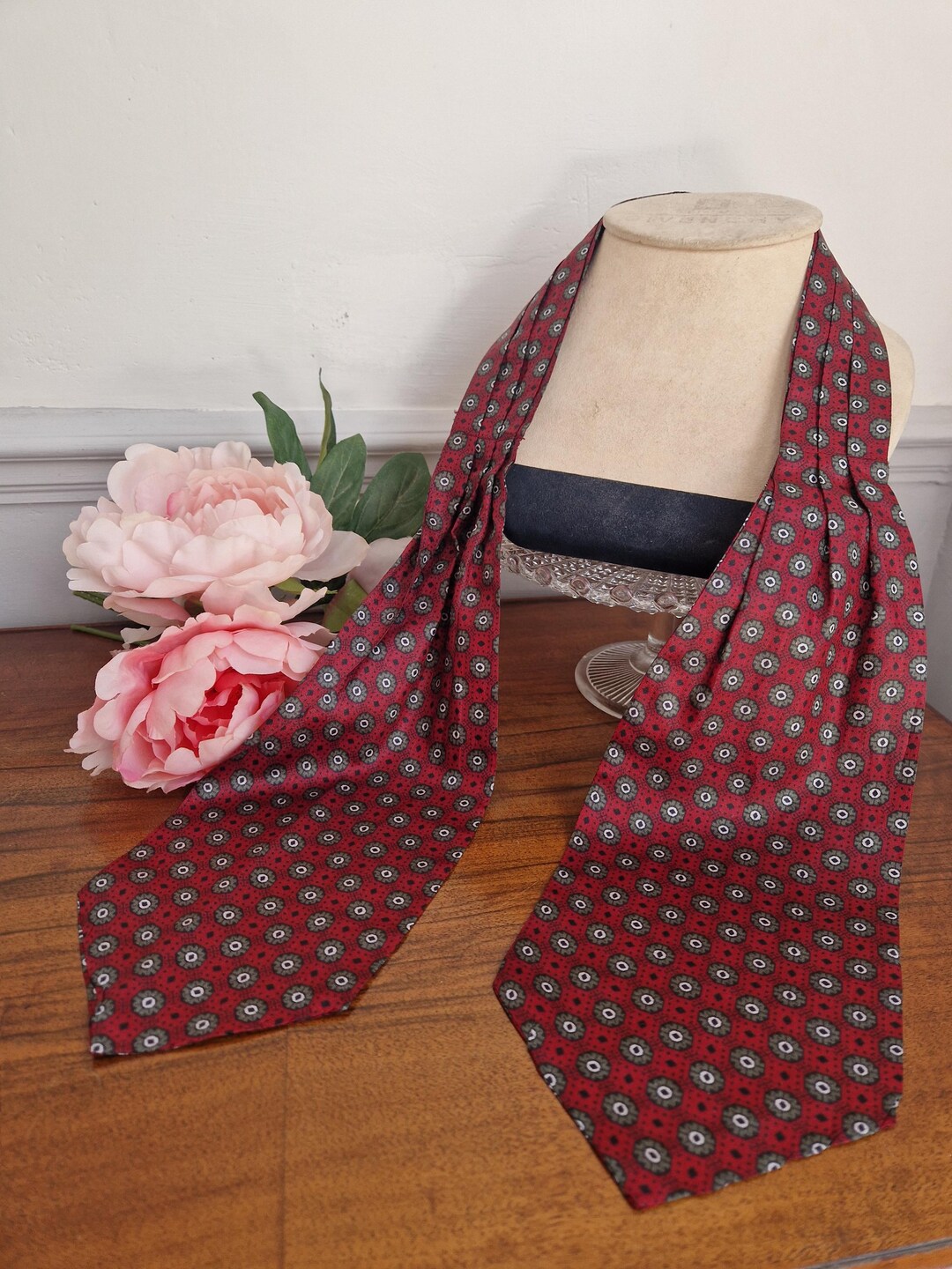 Mens Vintage 60s Cravat by Sammy, Dicel, Traditional Design in Red ...