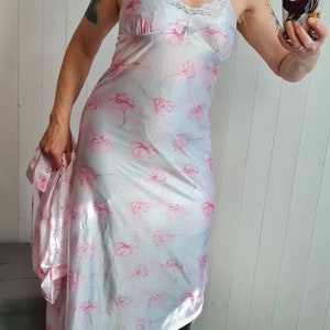 Vintage Dressing Gown and Neglege Set, Matching Floral Pink Robe ...