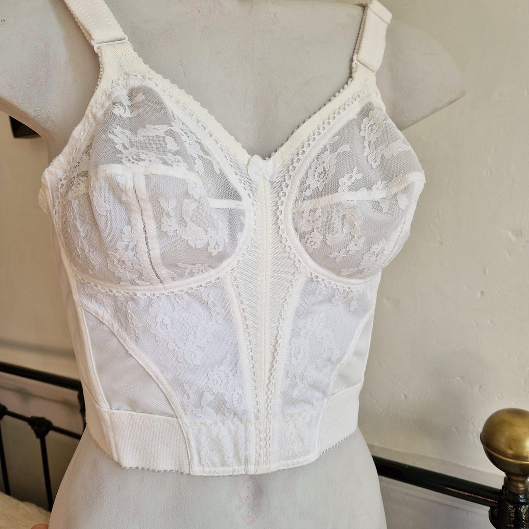 Vintage Triumph Doreen Lacy Extra Deep Longline Bra Size 34b in White ...