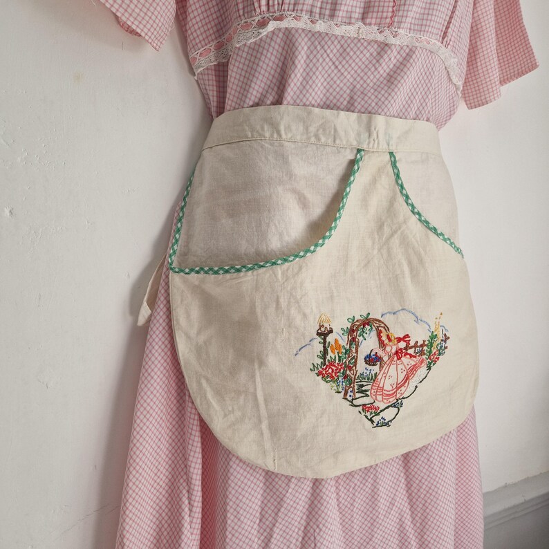 1950s Hand Embroidered Half Apron With Green Gingham Edging, Large ...
