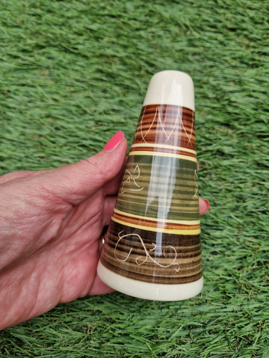 Rhayader Pottery Welsh Dragon Pottery Ceramic Pepper Shaker, Pepper Pot ...