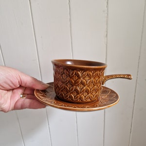 Tams, Chestnut Glazed Soup Cups With Handles and Saucers, 4 Sets Plus 2 ...