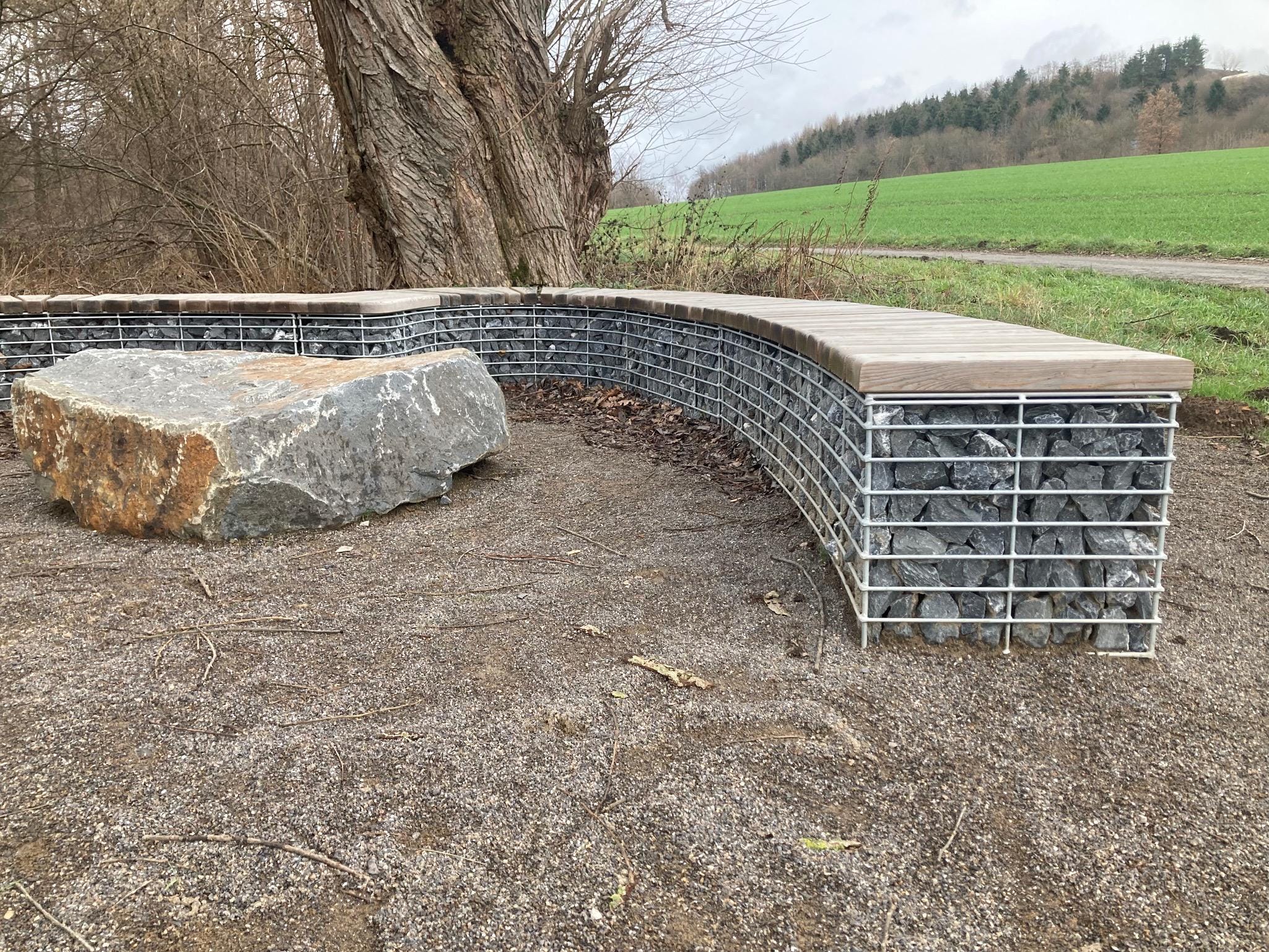 Curved Gabion Bench - Etsy UK