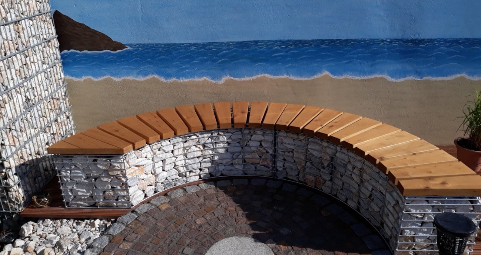 Curved Gabion Bench - Etsy UK