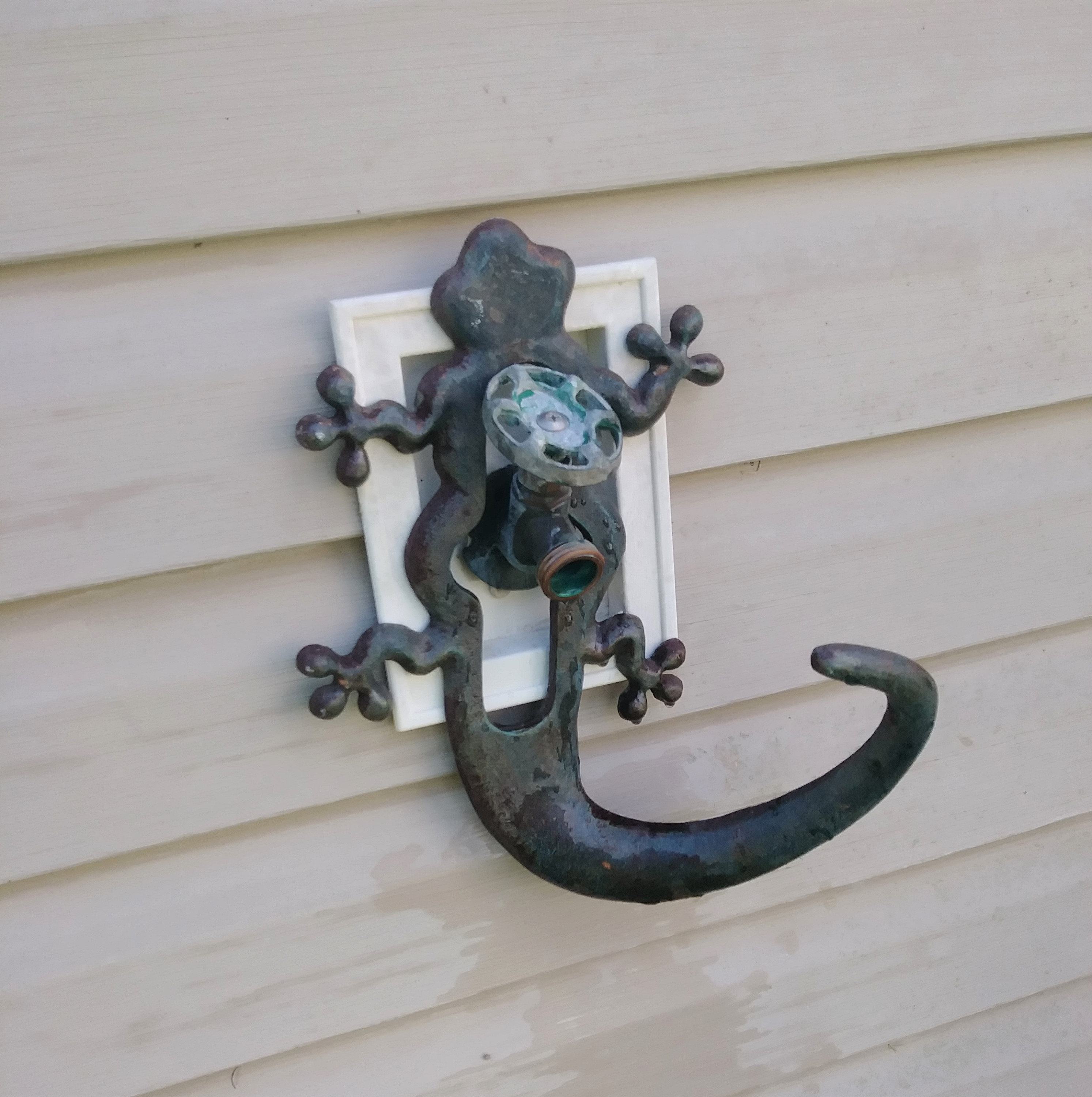 Antique Cast Iron Gecko Garden Hose Holder - Etsy