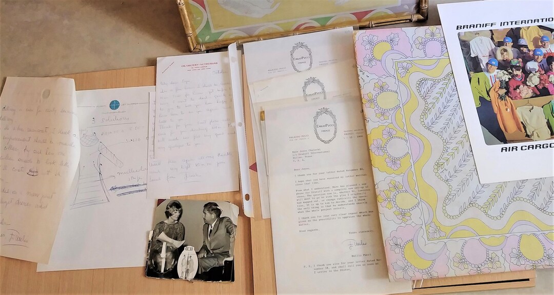 Braniff Airlines Emilio Pucci !960's Sketches, Fabric, Documents ...