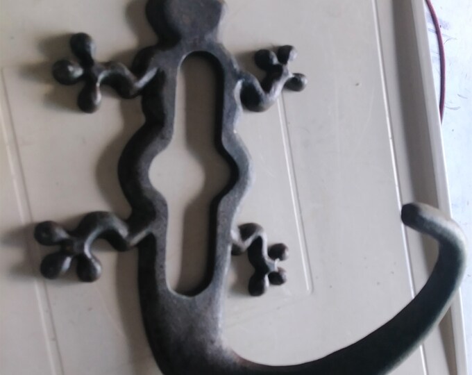 Antique Cast Iron Gecko Garden Hose Holder - Etsy