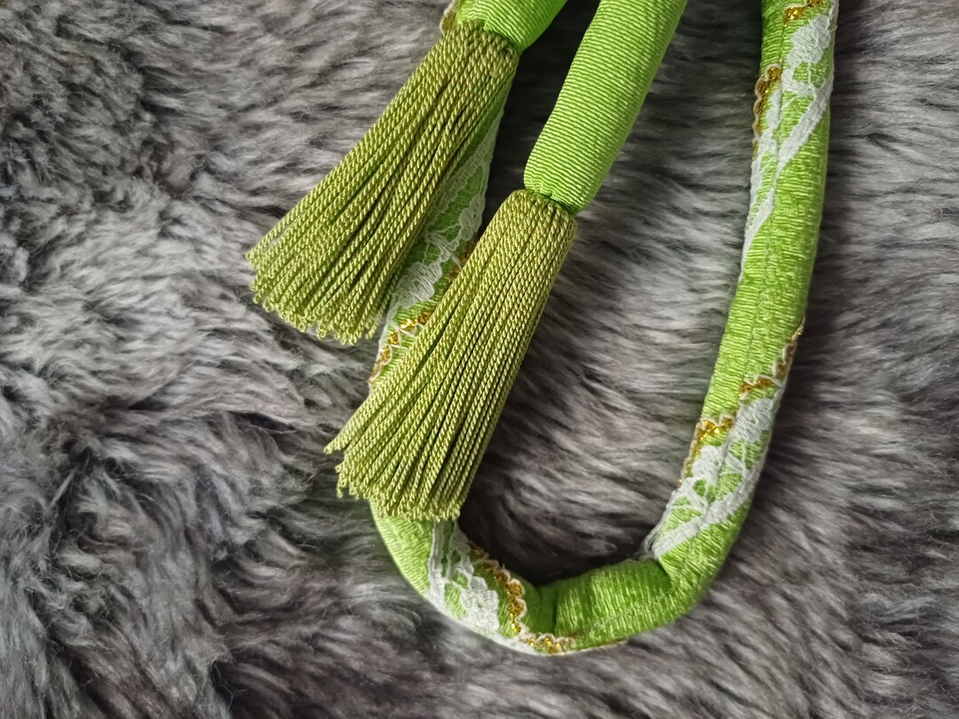 帯締め Green Silk Obijime Belt: Kimono Kumihimo Accessory With Tassels - Etsy