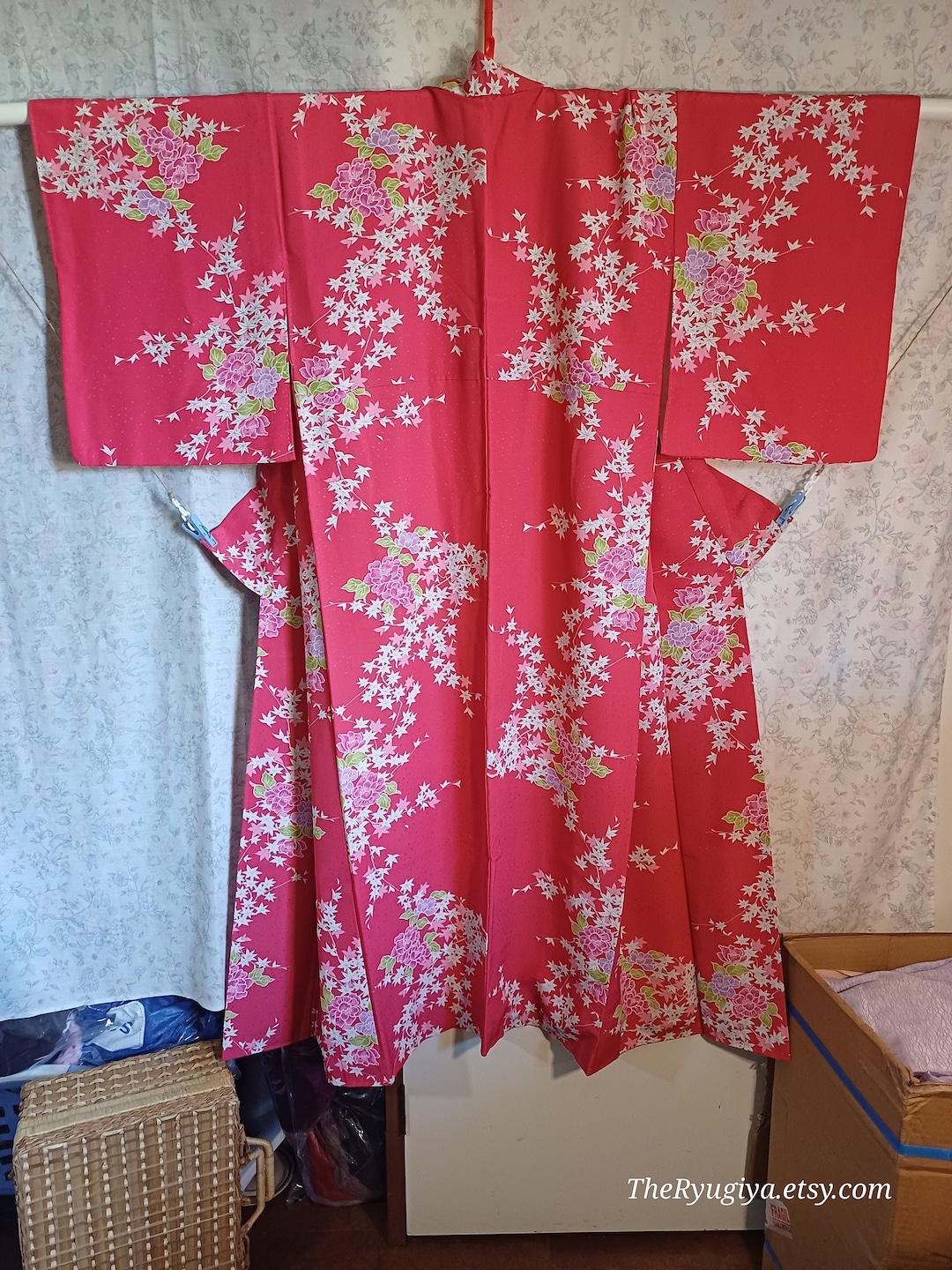 Japanese Vintage Red Komon Kimono, Perfect Condition, Fine Grid Pattern ...