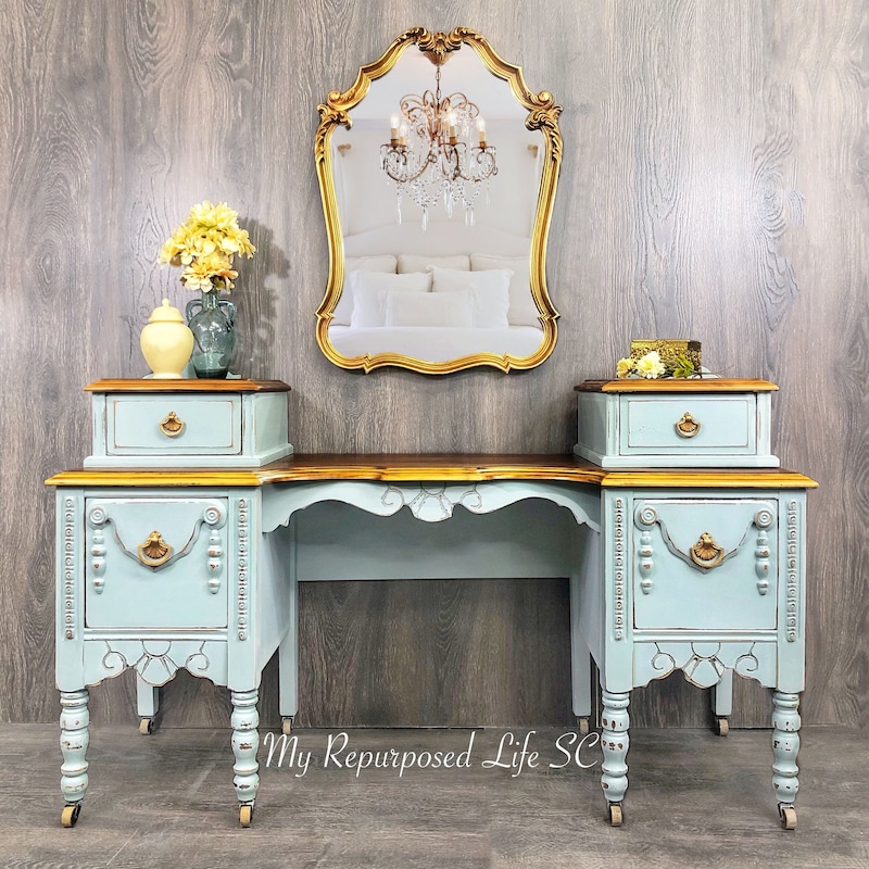 Vintage Vanity Table - Etsy