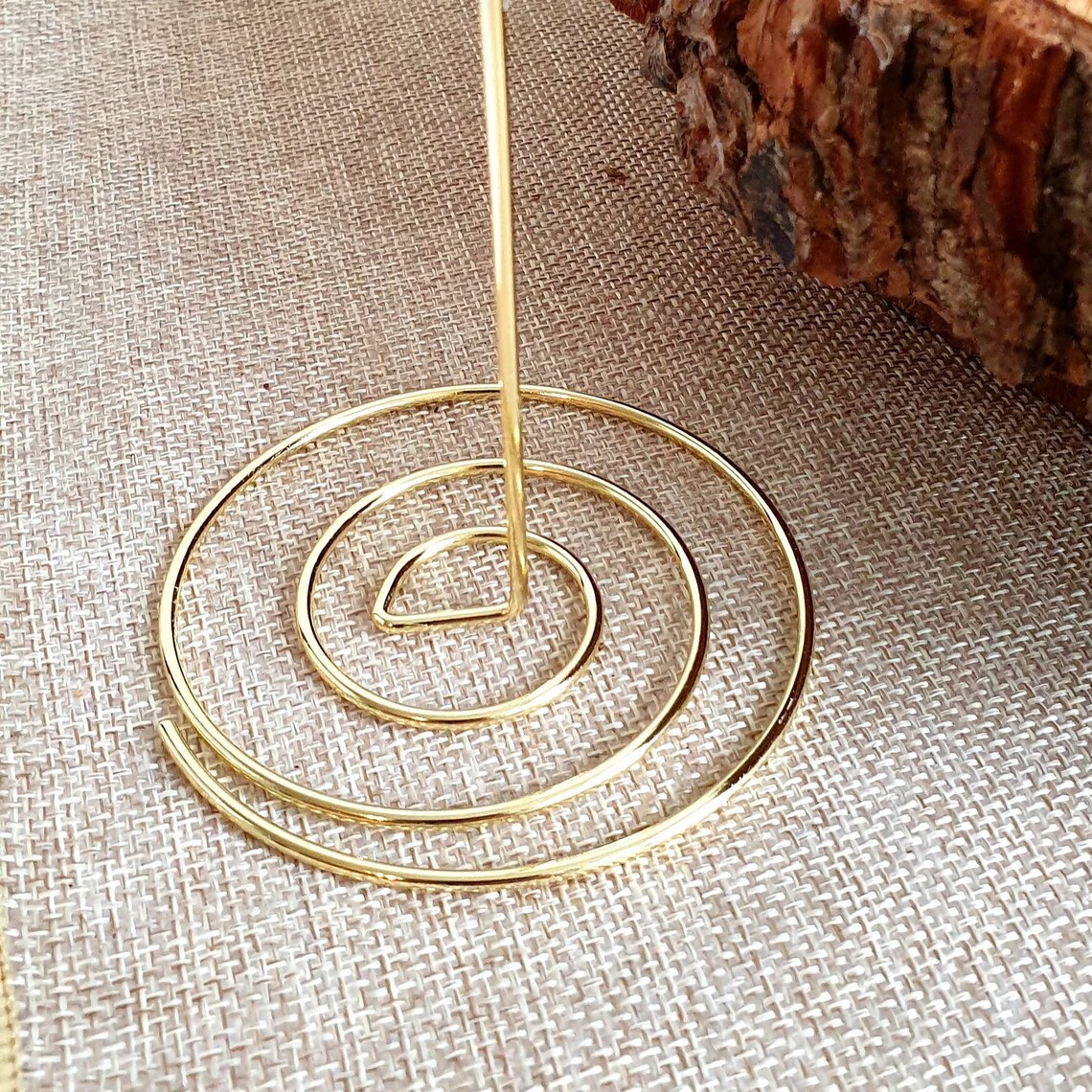 Gold Metal Table Number Stand - Table Number Holder - Place Card ...
