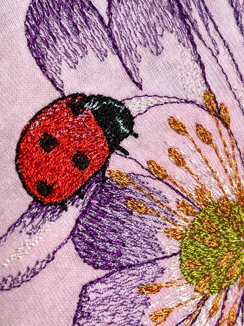 Daisy and Ladybug Machine Embroidery Design 150 X 200 Mm (5.89 X 7.68 ...