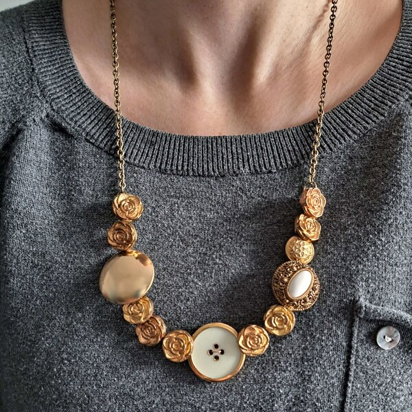 Button Necklace - Etsy