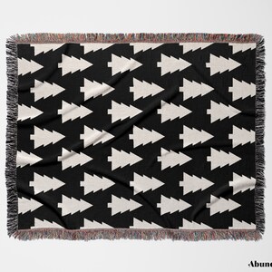Minimalist Christmas Trees Pattern Woven Throw Blanket With Fringe ...