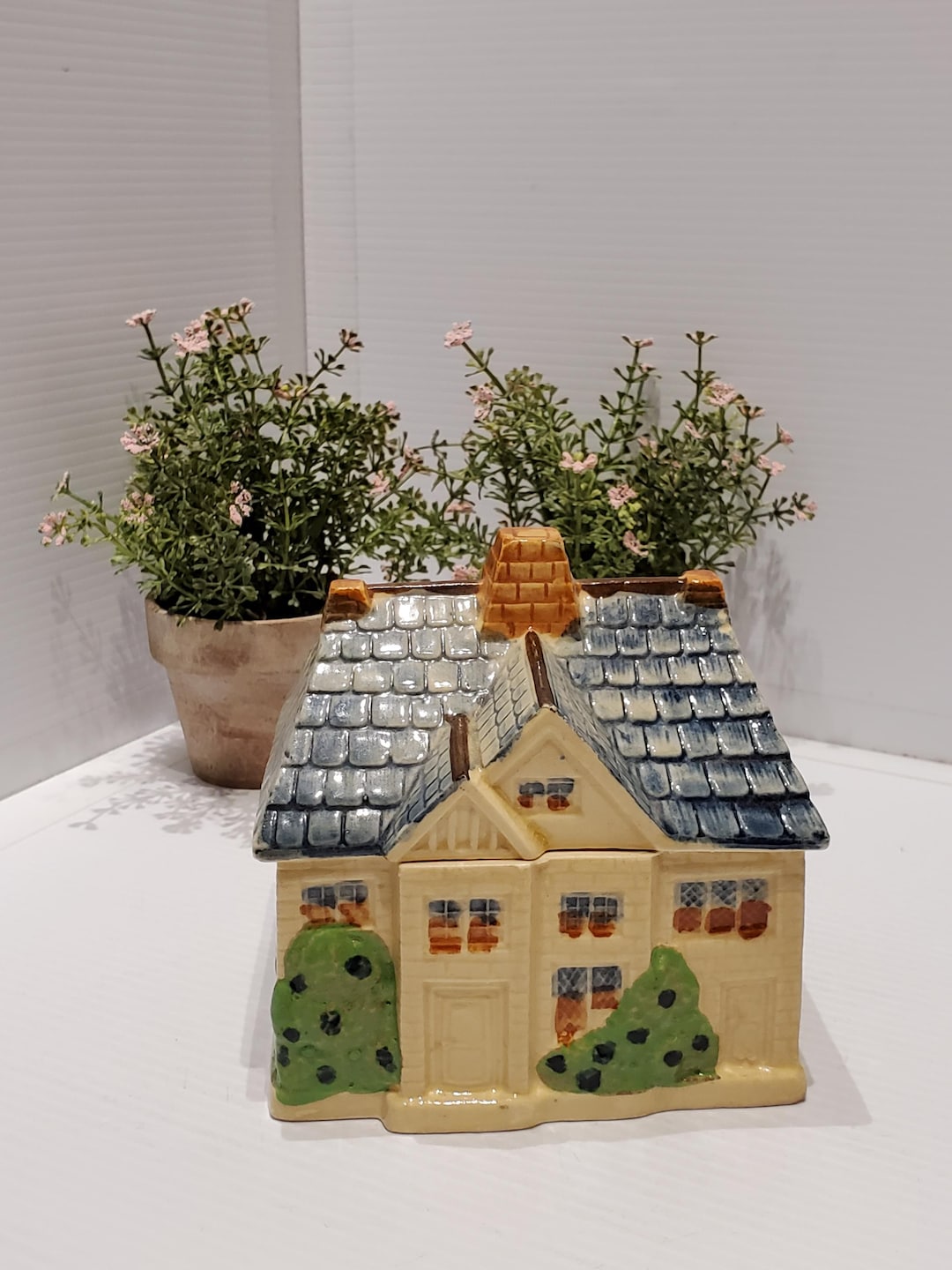 Vintage Ceramic Japan House Cookie Jar, Ceramic Cottage, Ceramic House ...