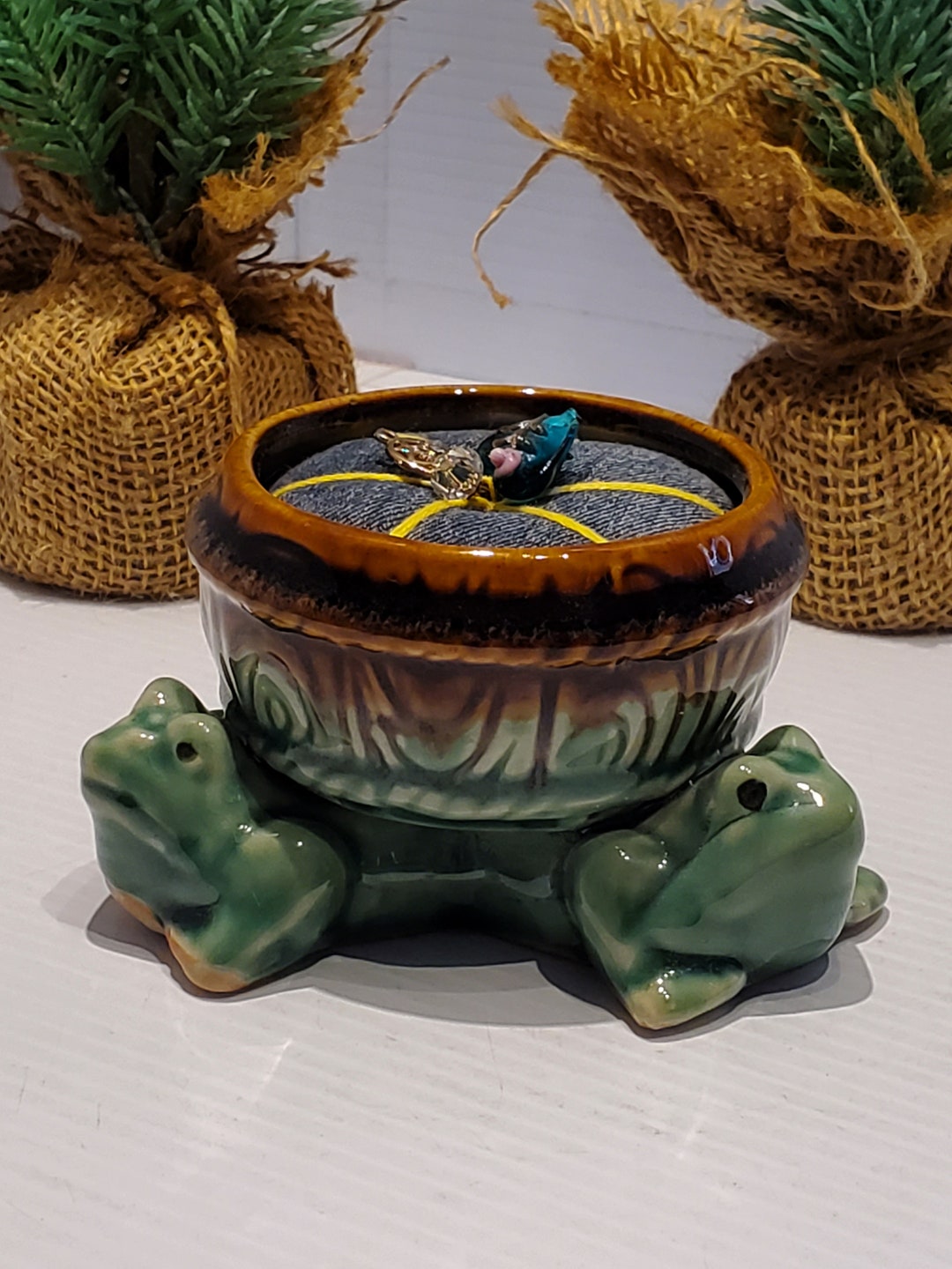 Vintage Ceramic Three Frogs Pin Cushion, Frog Sewing Needle Cushion ...