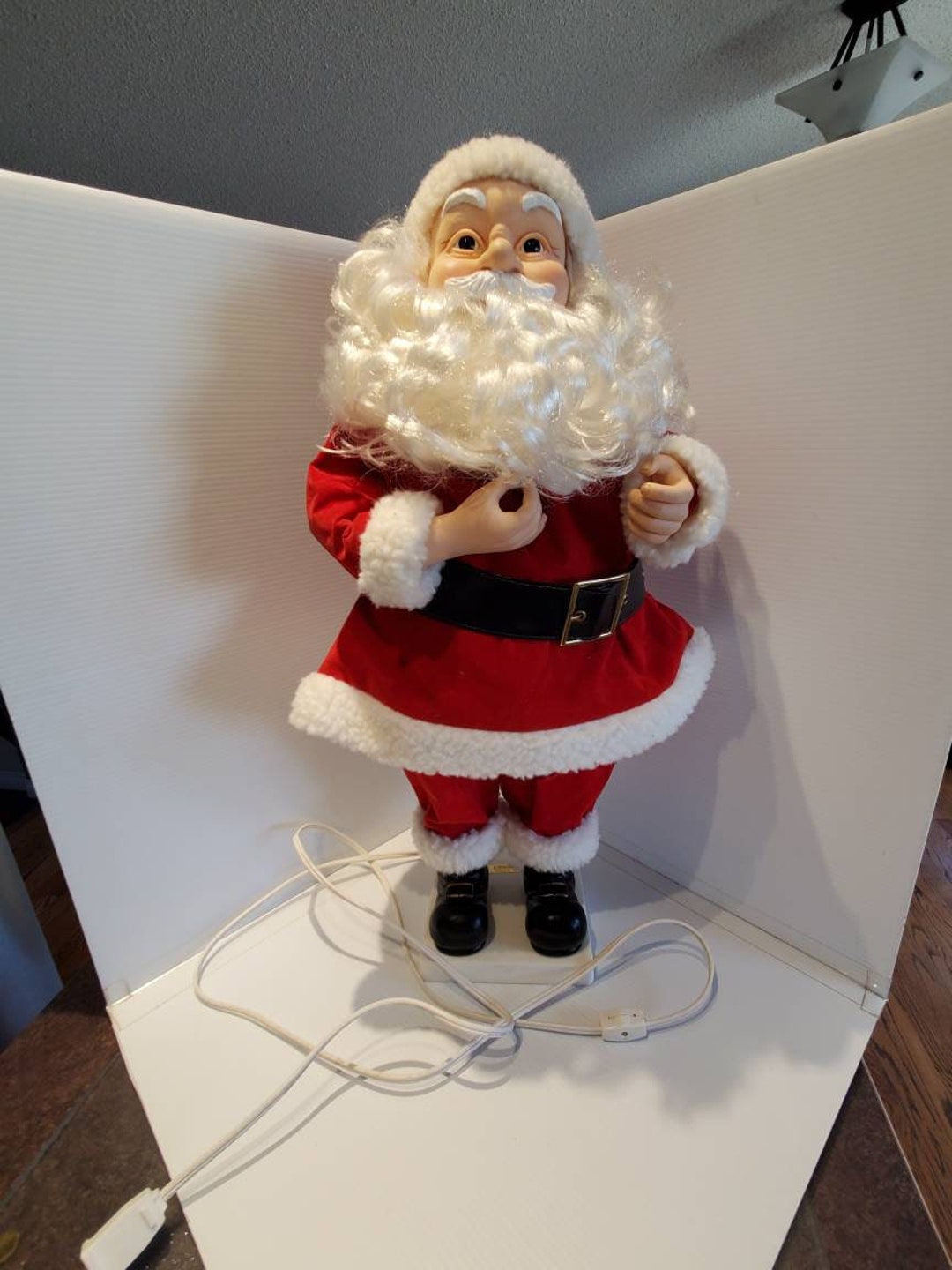 Vintage Animated Santa Claus Head Arms Move, Moving Plug in Santa ...