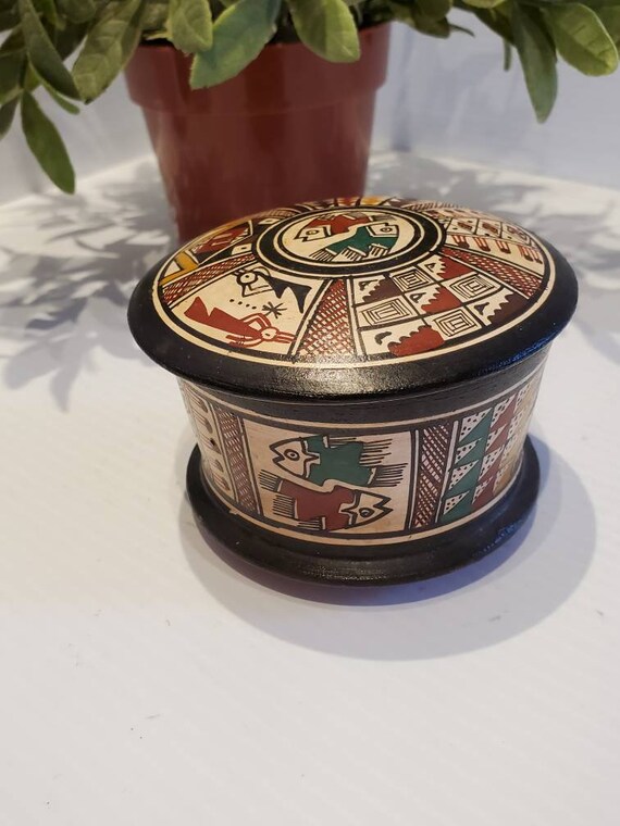 Vintage Zuni South Western Native American Pottery Li… - Gem Vintage Zuni South Western Native American Pottery Li… - Gem