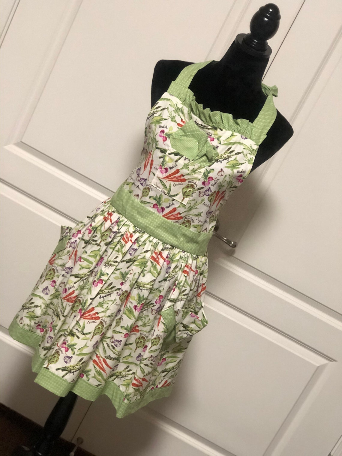 Vintage Styled Apron- Garden Veggie - Etsy