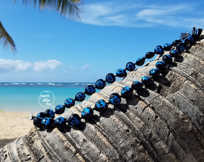Hawaiian Kukui Nut Lei With Hand-painted Sea Turtle, Hula Accessory ...