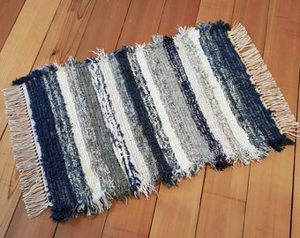 24 X 37 Navy, Gray & White U. S. Hand Woven Textured Medium Area Rag ...