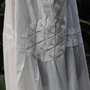 Hip Texture Shadow Folding Tunic Dress, Cap Sleeve Tunic Dress , White ...