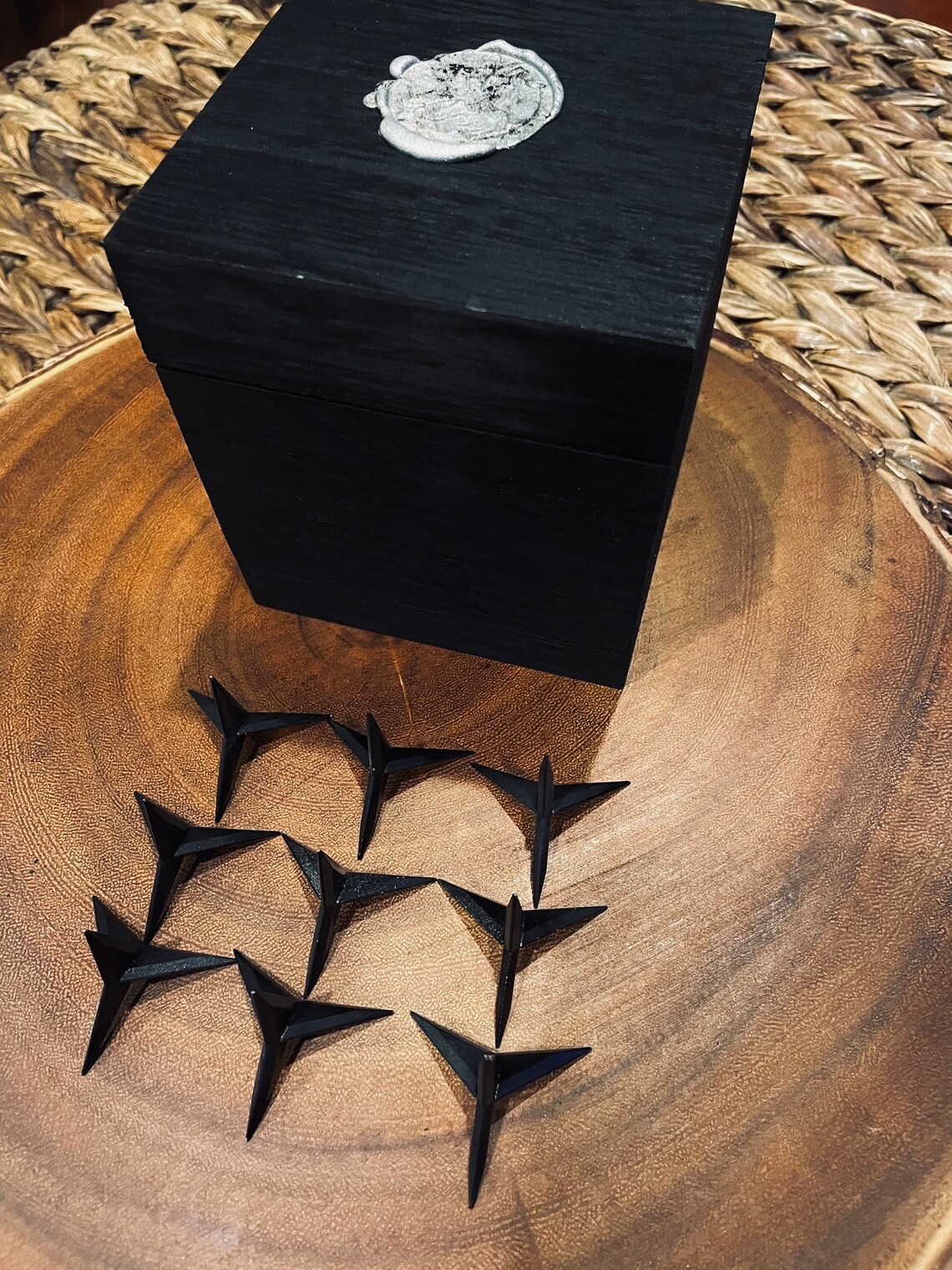 Set of 9 Japanese Makibishi 撒菱 / Tetsubishi 鉄菱 Caltrops & - Etsy