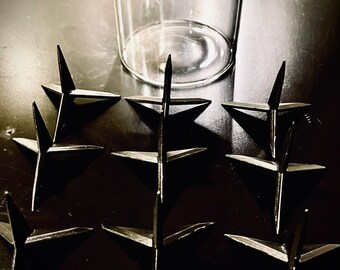 Set of 9 Japanese Makibishi 撒菱 / Tetsubishi 鉄菱 Caltrops & | Etsy