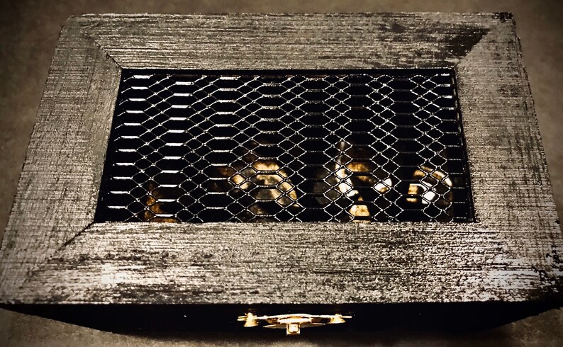 Set of 9 Japanese Makibishi 撒菱 / Tetsubishi 鉄菱 Caltrops & | Etsy